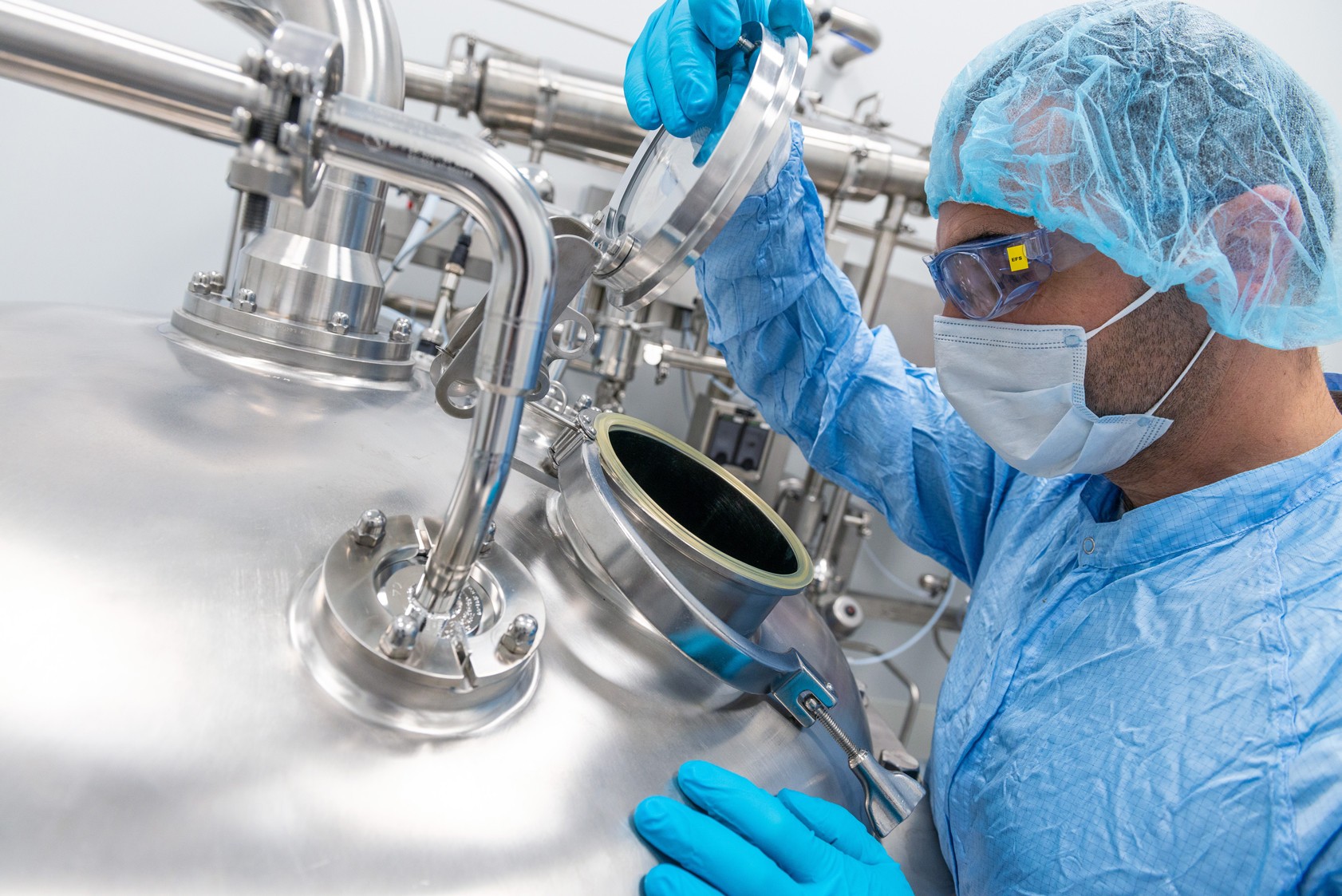 New Benchmark: 1 kg of Plasmid DNA Manufactured